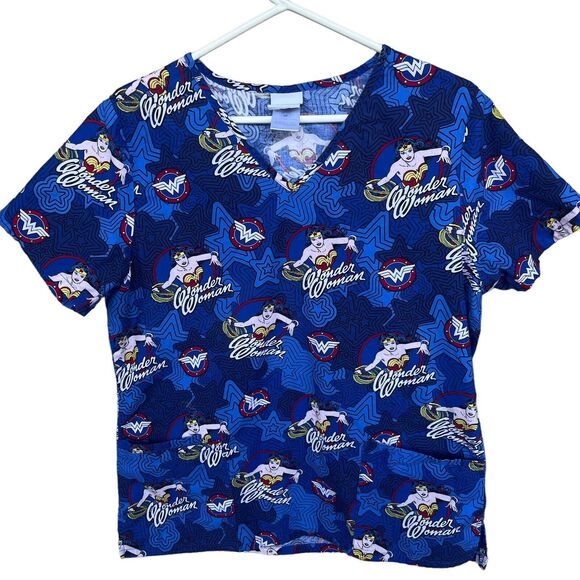 DC Comics | Tops | Dc Comics Women Scrub Top Medium Wonder Woman ...